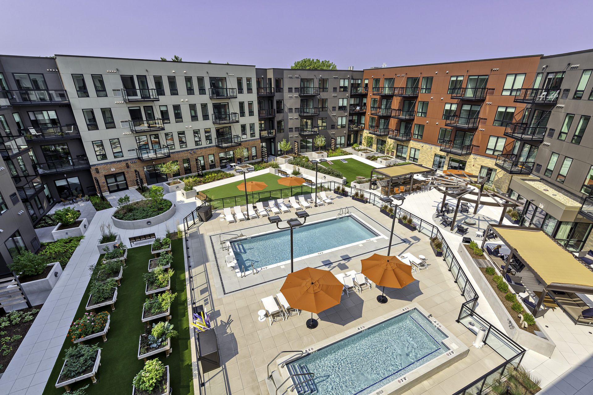 Luxury Senior Living in Glenview, IL | Avidor Glenview